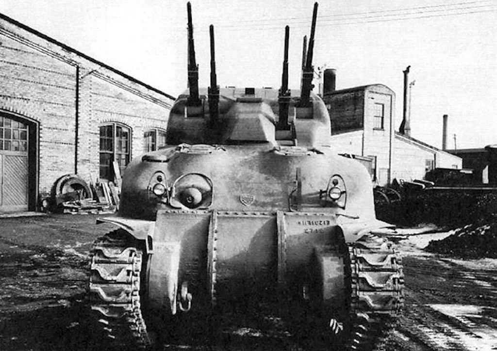 Canadians put four cannons on an M4 Sherman tank during WWII | We Are ...