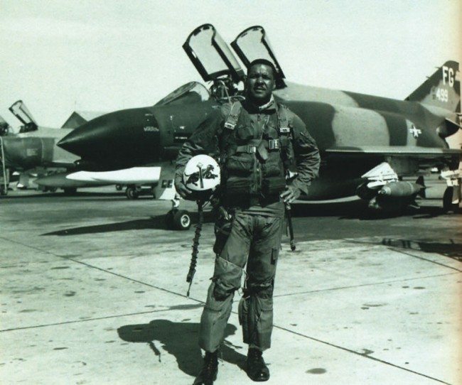 5 Seldom-told tales about Air Force legends | We Are The Mighty