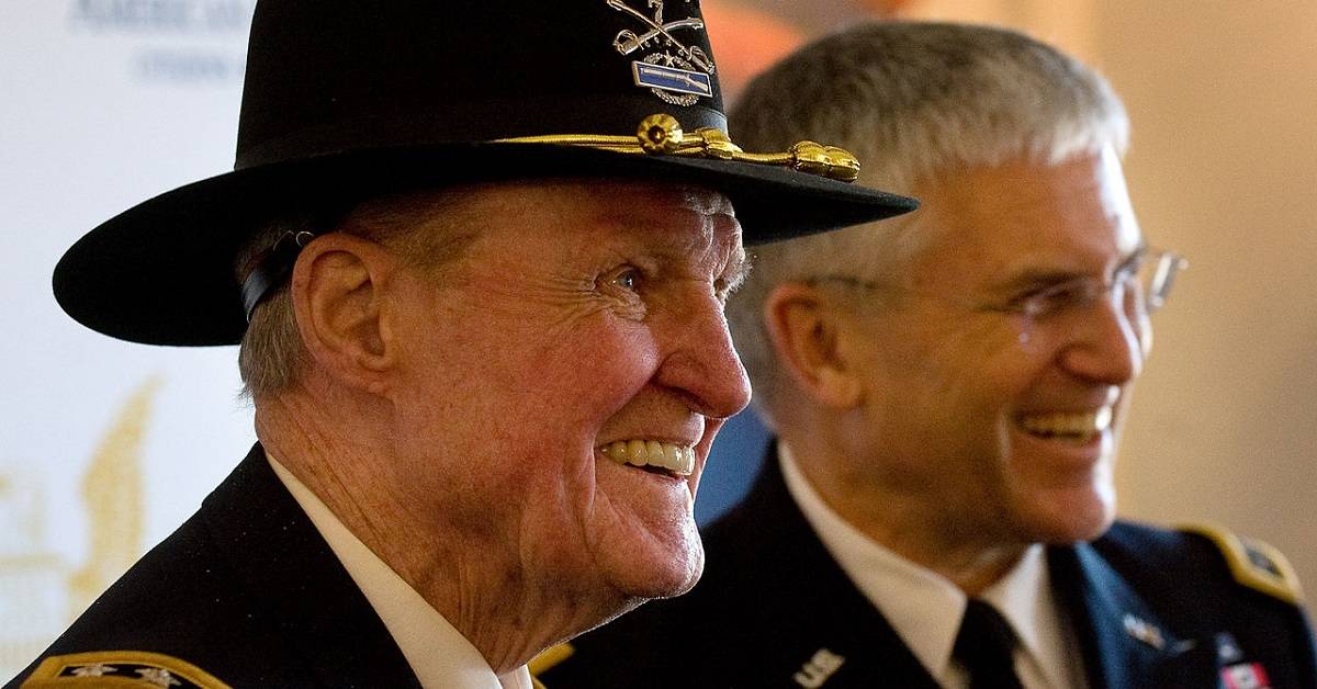 Army Legend Hal Moore Dies at 94 | We Are The Mighty