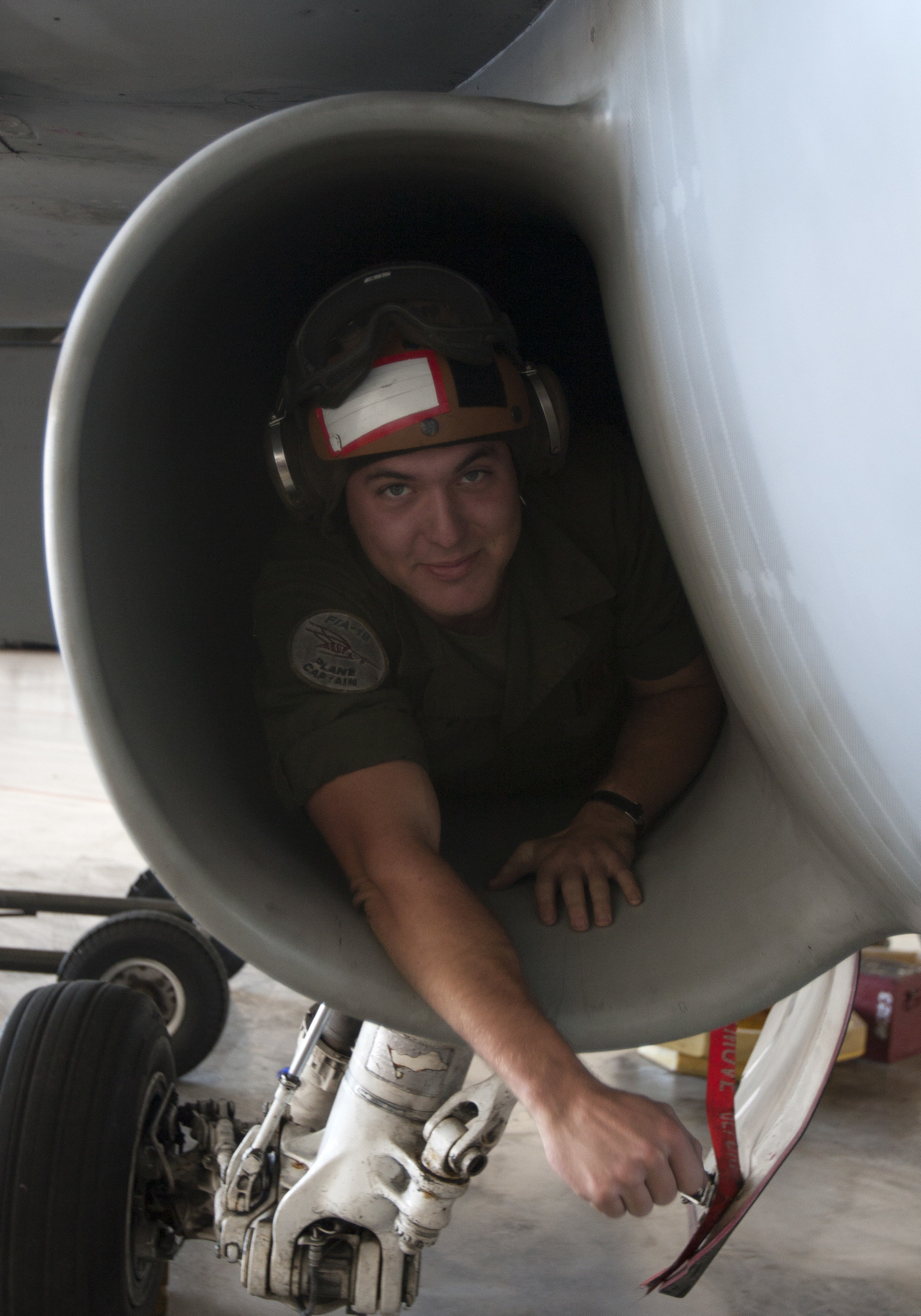 Navy plane captains get jets flying to the danger zone | We Are The Mighty