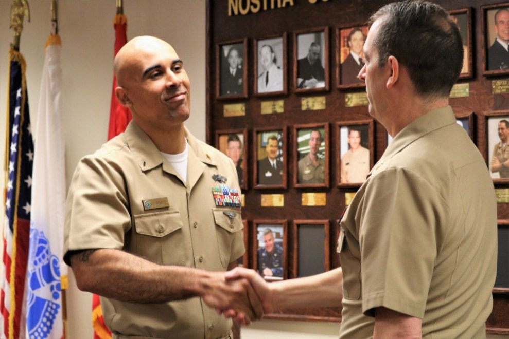 6 hilarious ways to welcome the new 'butter bar' lieutenant