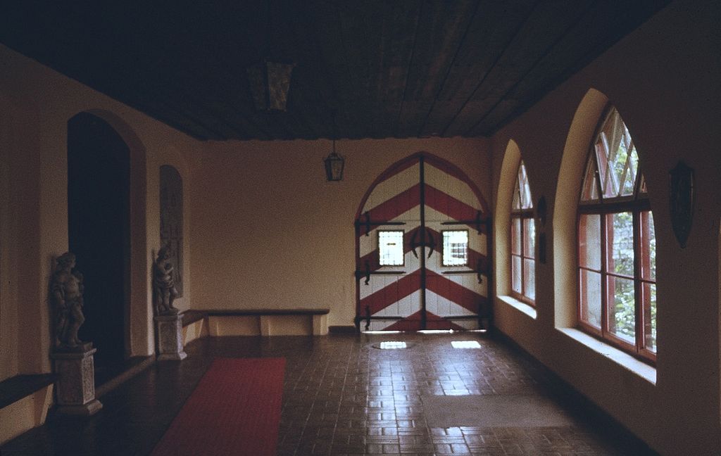 Germans helped U.S. troops save this Austrian castle during WWII