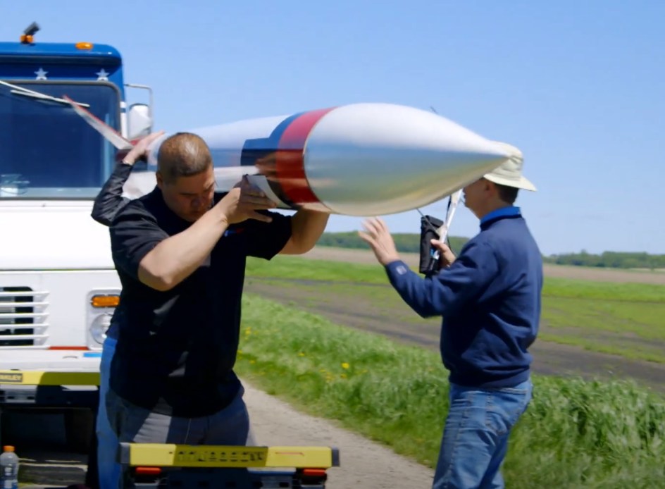 Exclusive interview with Discovery's 'Homemade Astronauts' Ky Michaelson