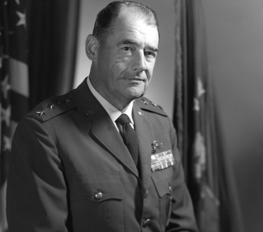 What could've happened if the Cuban missile crisis had turned into all ...