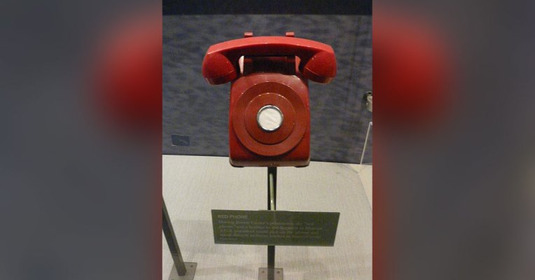Today in military history: US-Soviet hotline is agreed upon