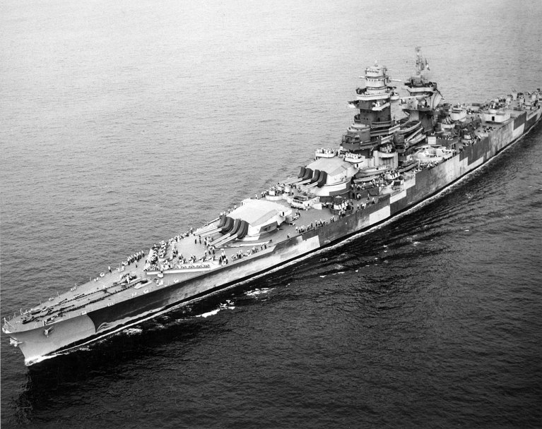 The Navy is bringing back battleships with the Trump-class USS Defiant