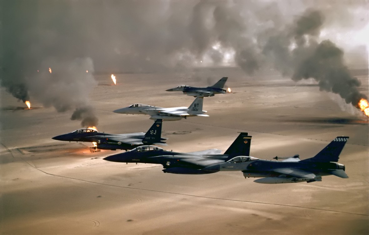 5 Reasons why Saddam Hussein thought he could invade Kuwait and win