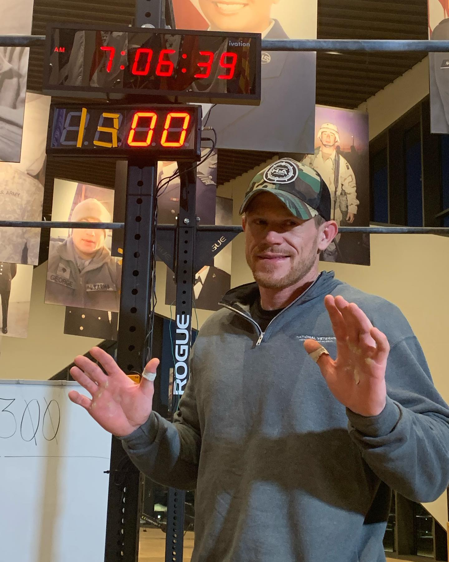 This Army Ranger broke the Guinness World Record for muscle-ups
