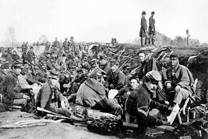 Why the Union wore blue and Confederates wore gray Civil War uniforms