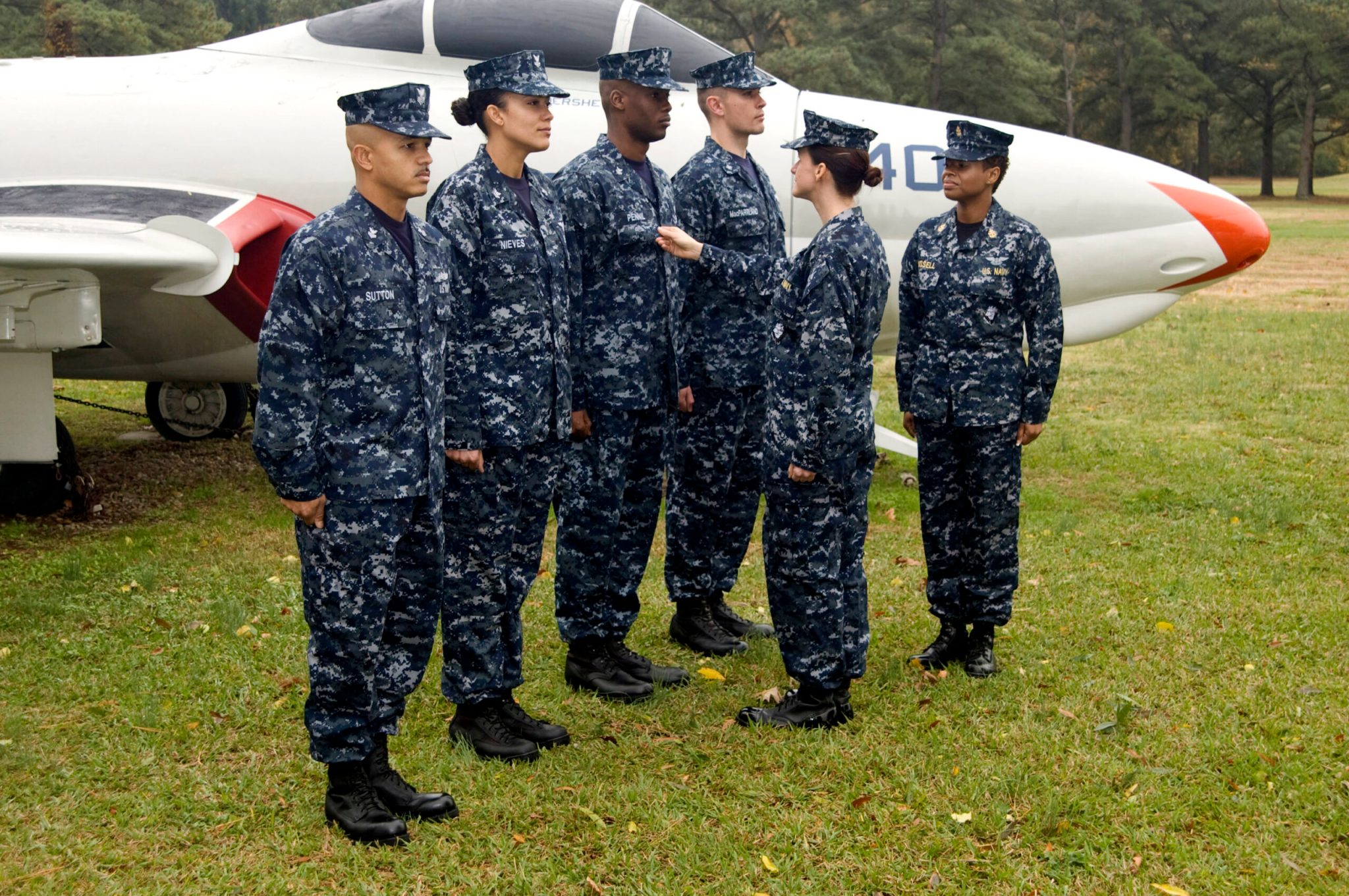 The complete guide to Navy uniforms