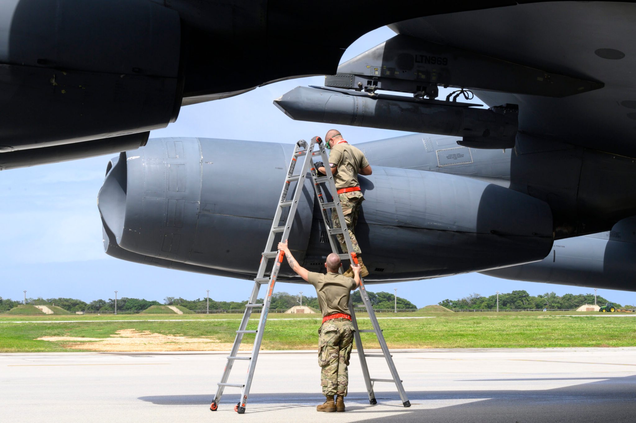Why the Air Force upgrades its B-52 fleet instead of building new ones