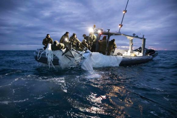 The Navy released the first close-up images of the Chinese spy balloon