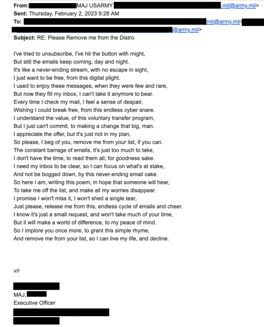 The dreaded 'Reply All' has struck over 13,000 soldiers