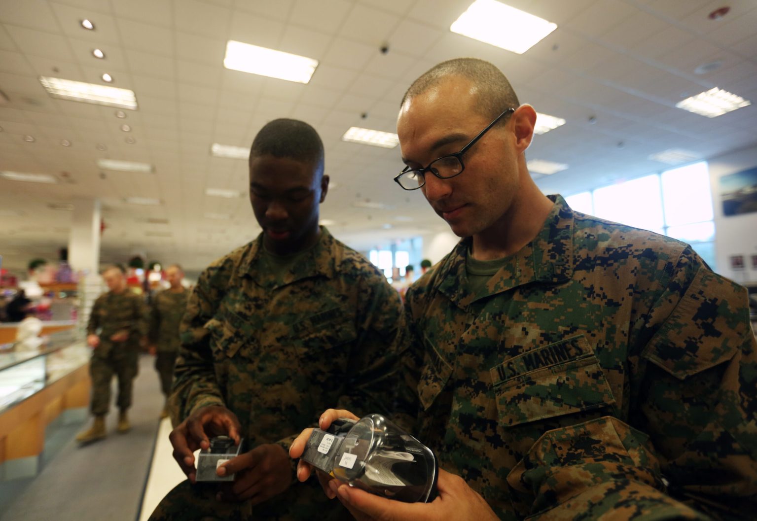 How Marines spot each other in the wild