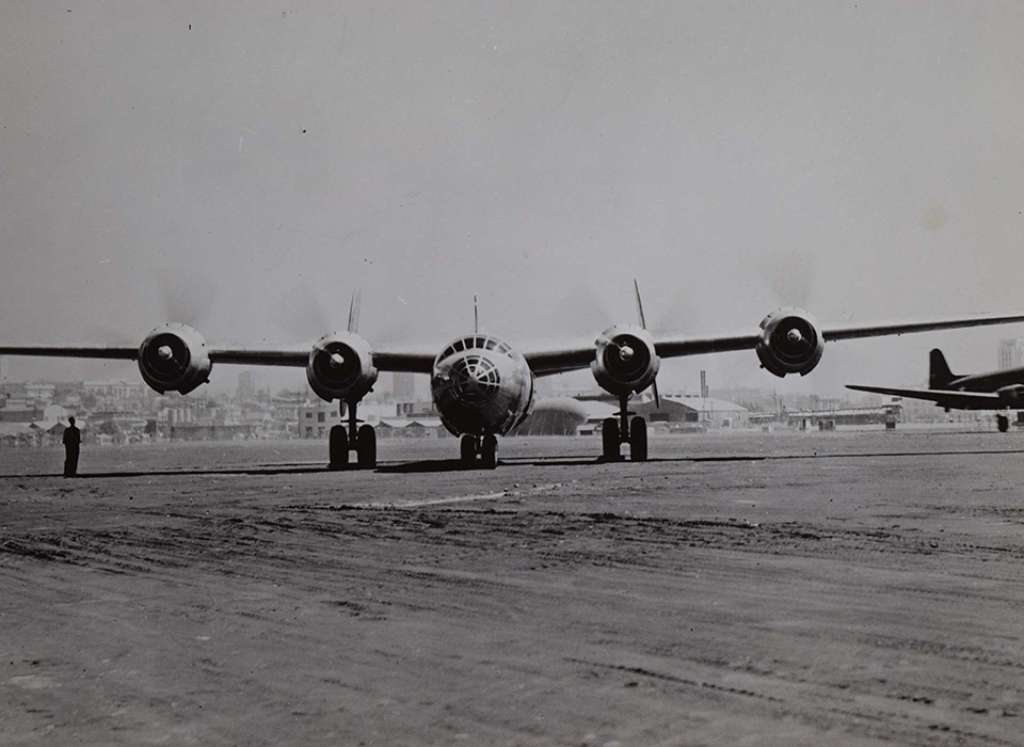 The B-32 Dominator was the B-29 Superfortress' WWII understudy
