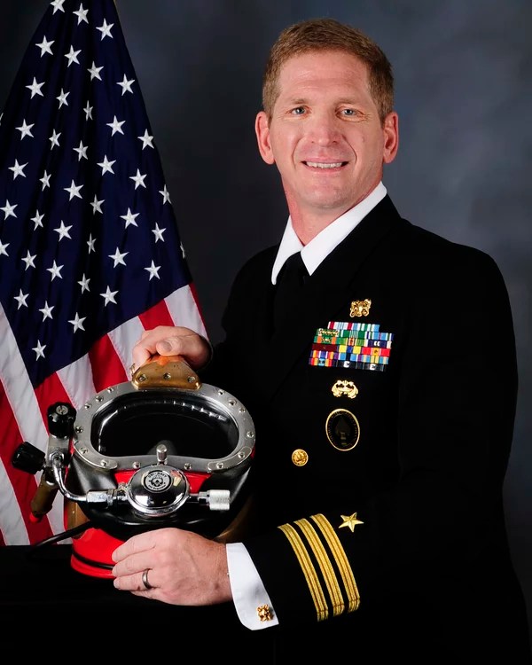 A Navy diver lived a record-breaking 100 days underwater