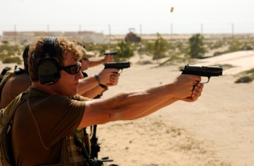 Why the Navy SEALs chose the SIG Sauer P226 over the M9