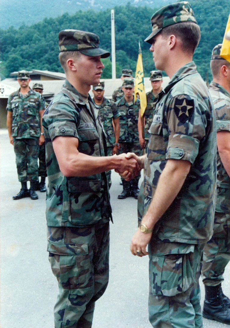 Country star Craig Morgan sworn into Army at the Grand Ole Opry