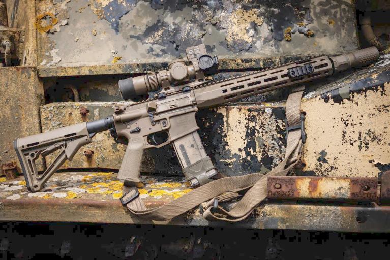 Royal Marine Commandos are getting Knight’s Armament rifles