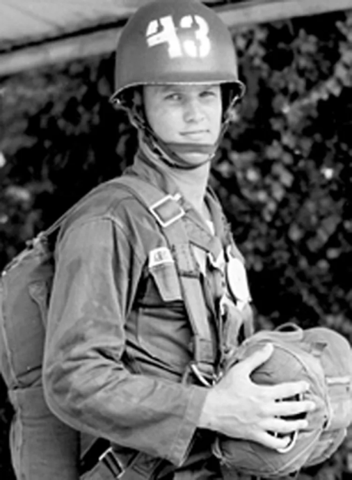 Country superstar and Army Ranger Kris Kristofferson dies at 88
