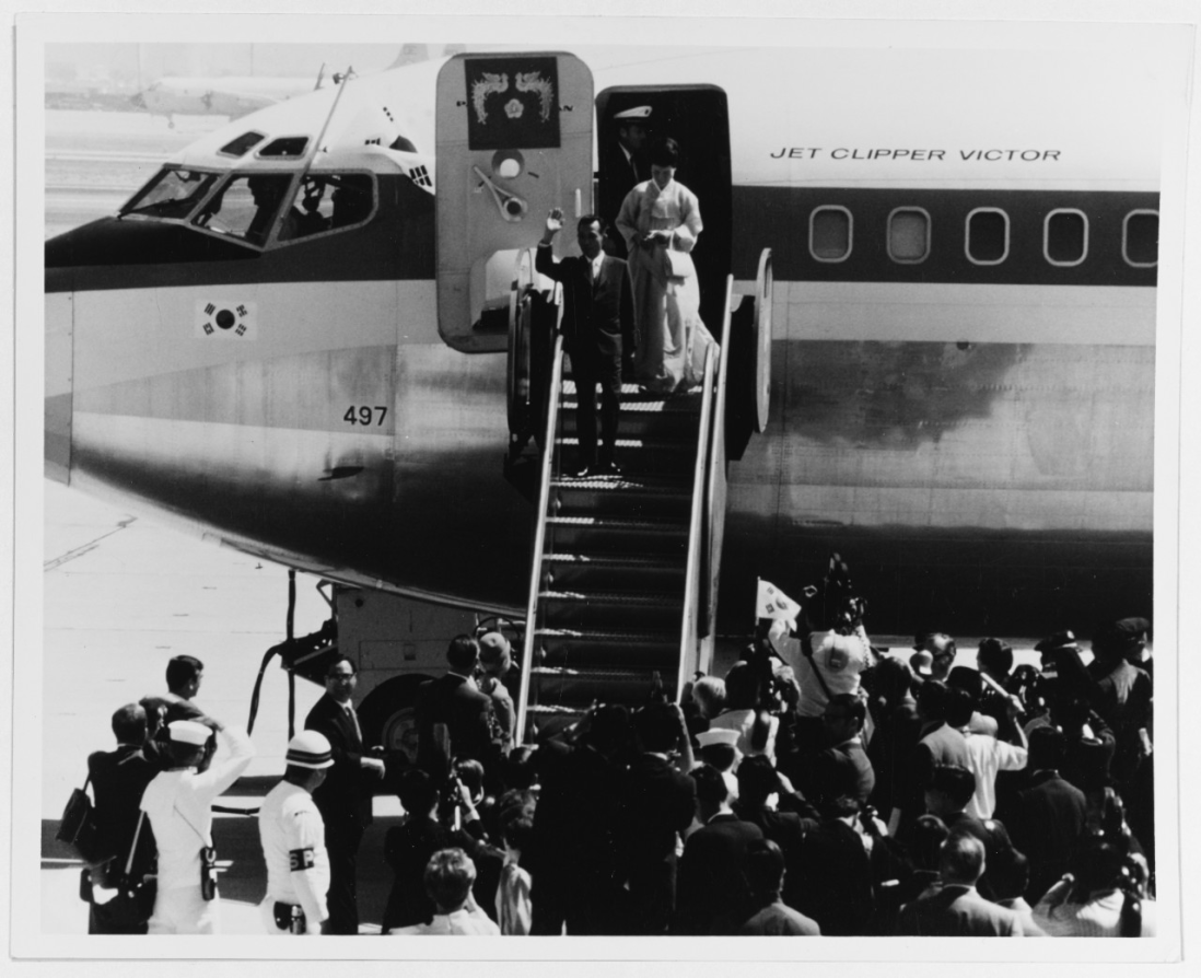 The Korean shamans who worshipped General Douglas MacArthur like a god