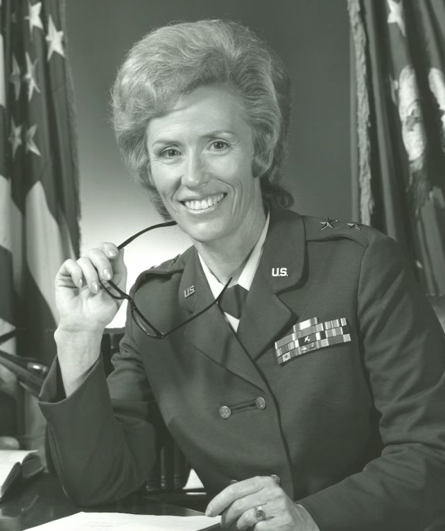 10 military women to celebrate