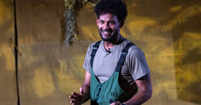 'The Day I Accidentally Went to War:' A soldier's hilarious one-man show