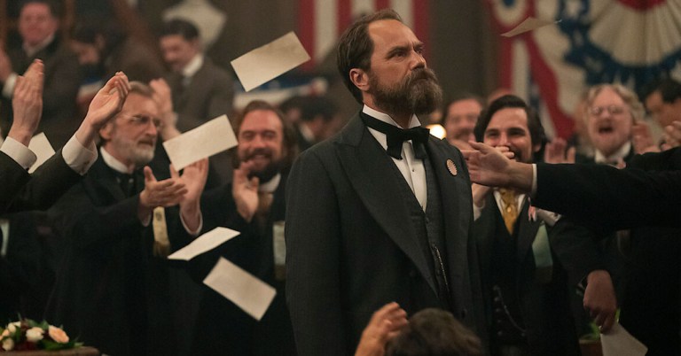 An award-winning book about the assassination of President Garfield is ...