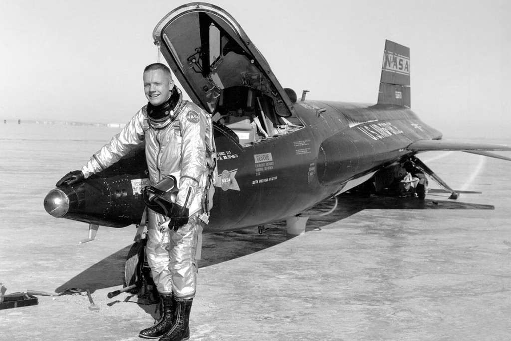 That time Neil Armstrong survived ejecting from his fighter jet in Korea