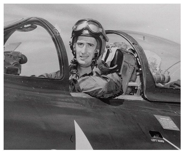 9 celebrities who were military flyboys first