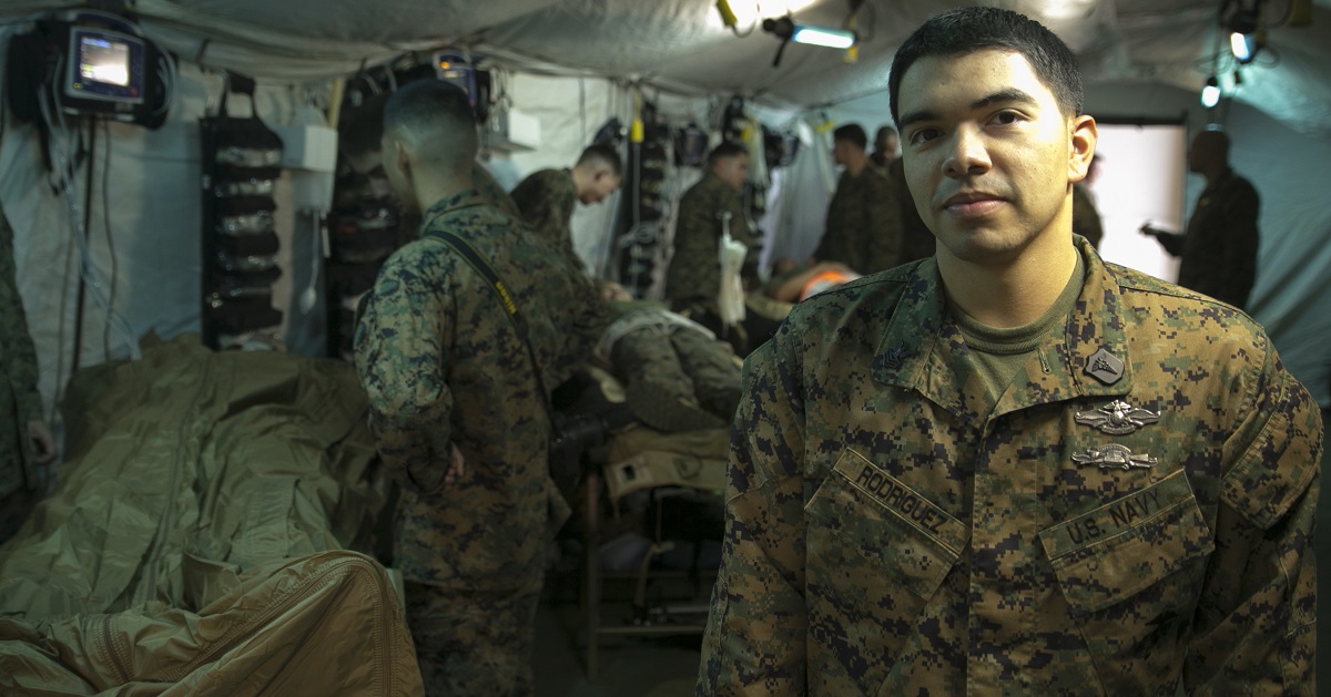 5 key differences between Army medics and Navy corpsmen
