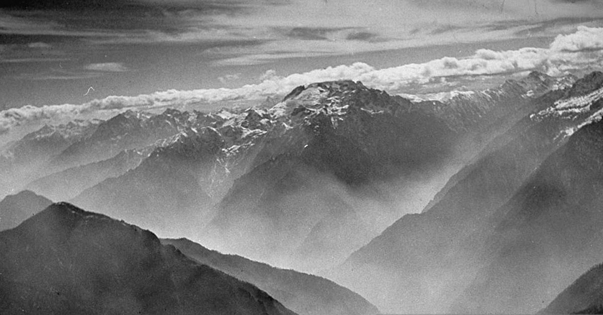 6 incredible facts about 'Flying the Hump' in World War II