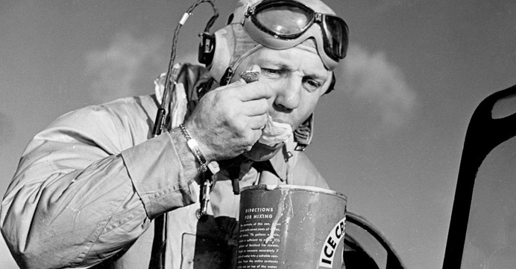 This is how WW2 Marines made ice cream at 30,000 feet