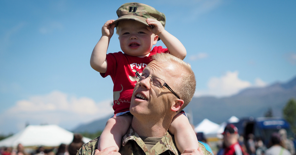 26 funny, clean jokes for work that don’t cross any lines