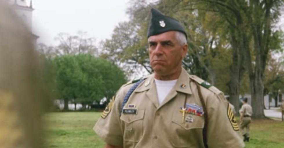 Top 10 funniest war movie characters