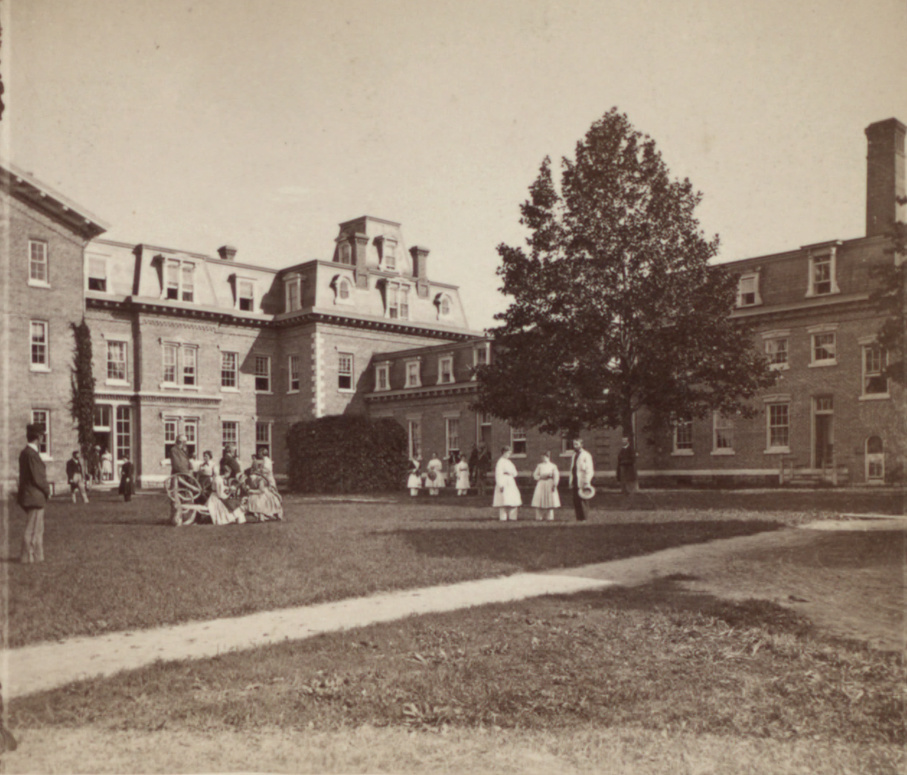 The Utopian love cult behind iconic bayonets of World War II