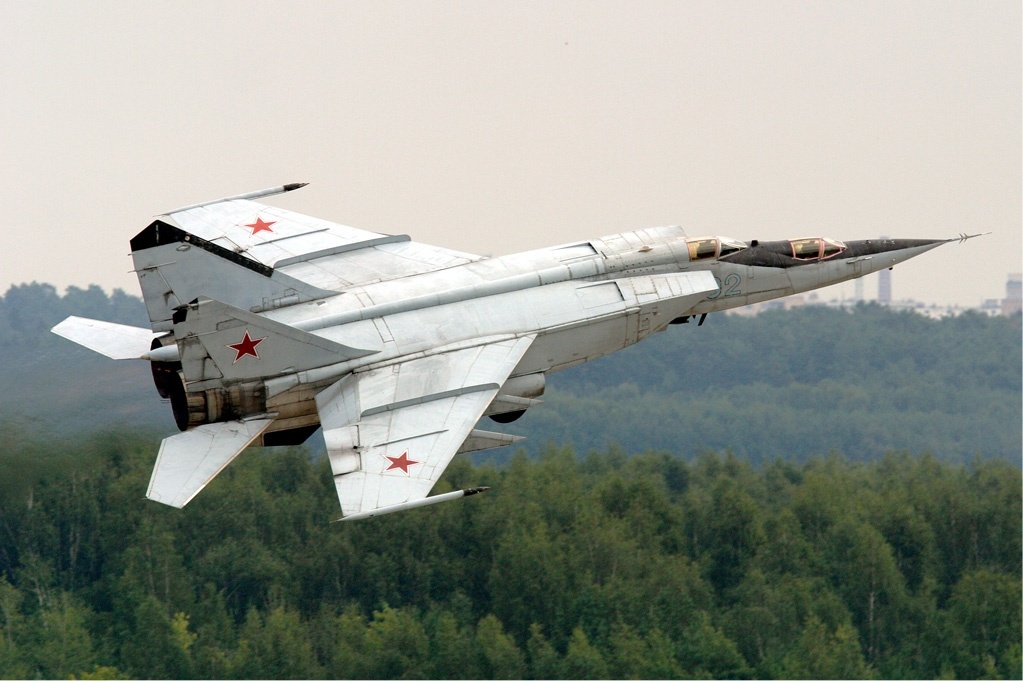 5 fastest military aircraft in service today