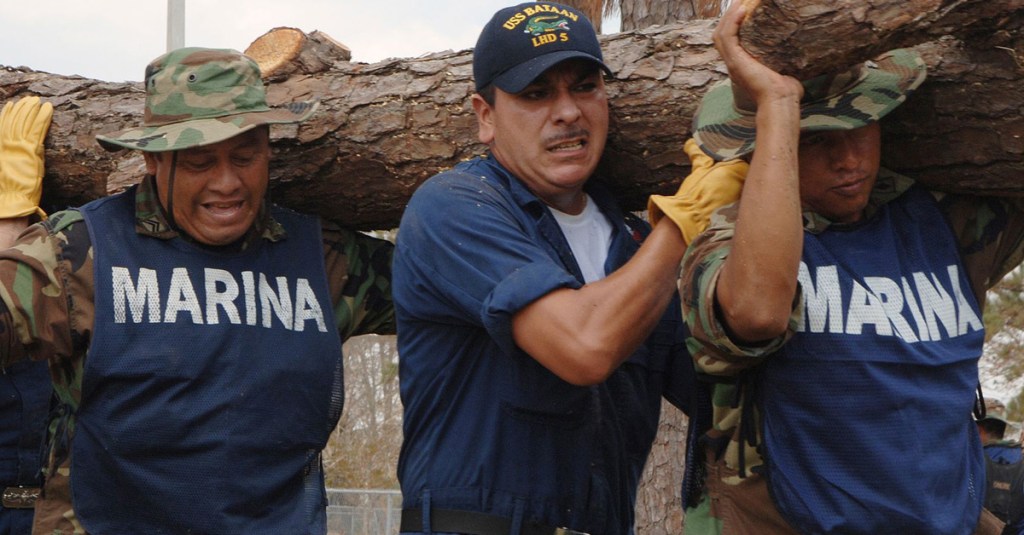 Why Mexico's military deployed in the United States for the first time ...