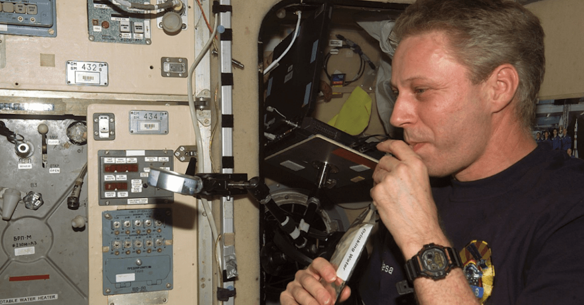 Watch this test pilot pull 83 G-Forces and live